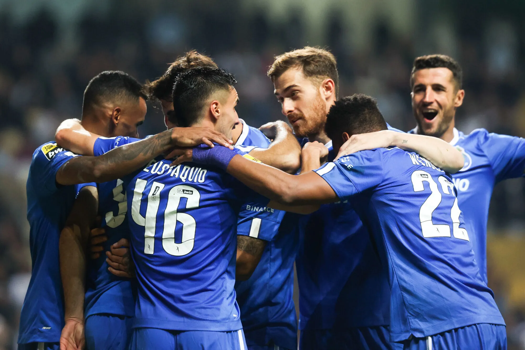 Le FC Porto remporte la première Coupe de la Ligue de son histoire ...