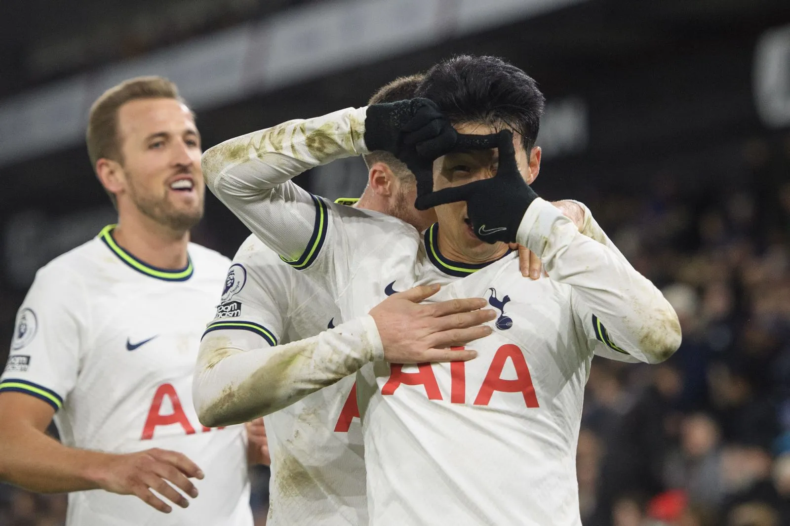 L’étonnant nouveau sponsor de Tottenham - Angleterre - Tottenham - 02 ...