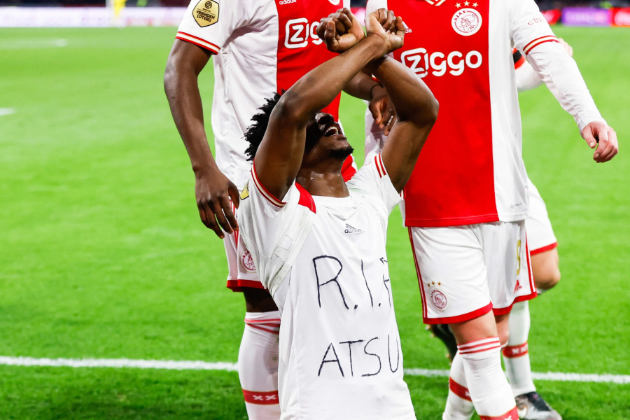 L’hommage de Mohammed Kudus à Christian Atsu - Eredivisie - J22 - Ajax ...