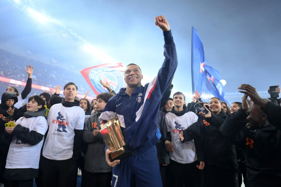 Kylian Mbappé, premier Français suivi par 100 millions de personnes sur ...