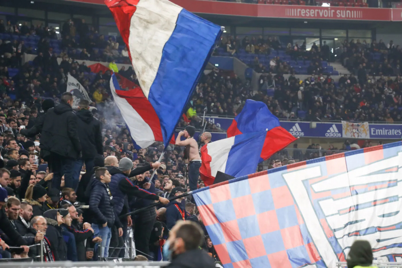 Les Bad Gones lancent une opération boycott - France - Olympique ...