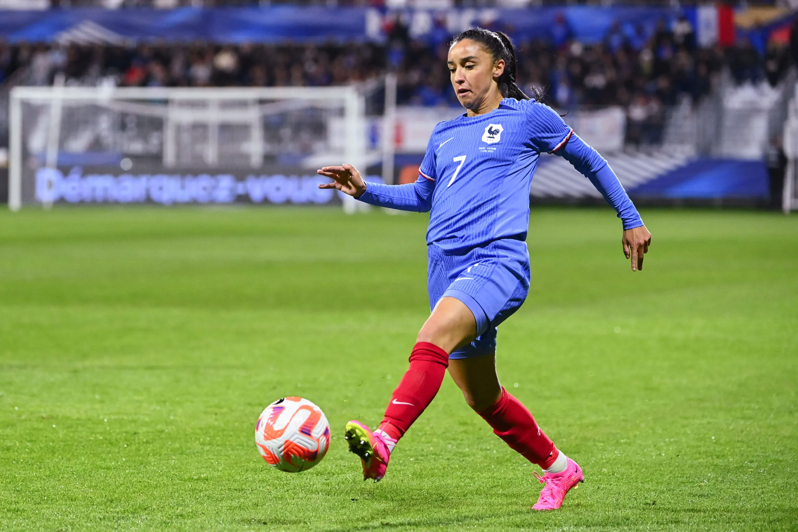 Sakina Karchaoui encense Hervé Renard - International - France (F) - 10 ...
