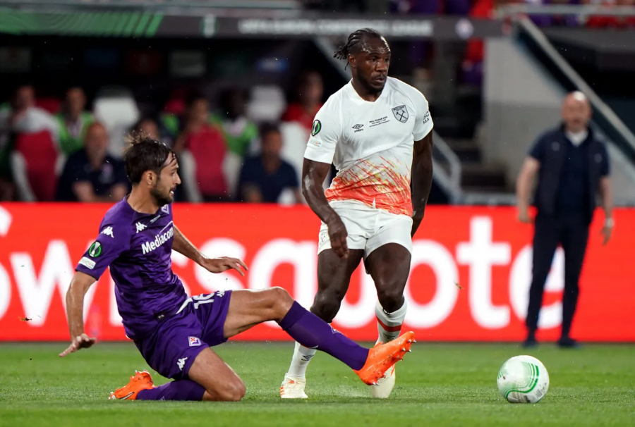 Revivez la finale entre la Fiorentina et West Ham (1-2) - C4 - Finale ...