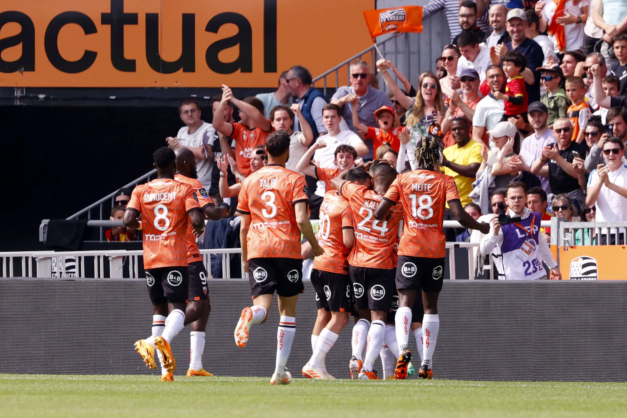 C'est en mer que le FC Lorient présentera son nouveau maillot - France - FC Lorient - 04 Juil ...