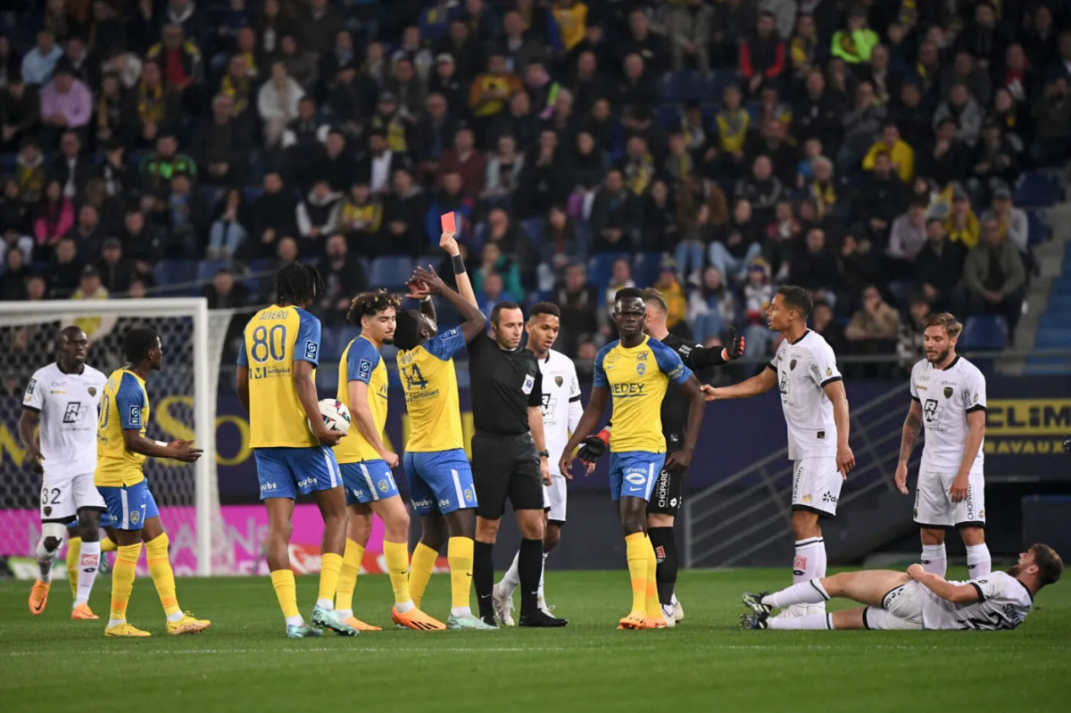 Sochaux : récit d’une « descente aux enfers » - France - Sochaux - 12 ...