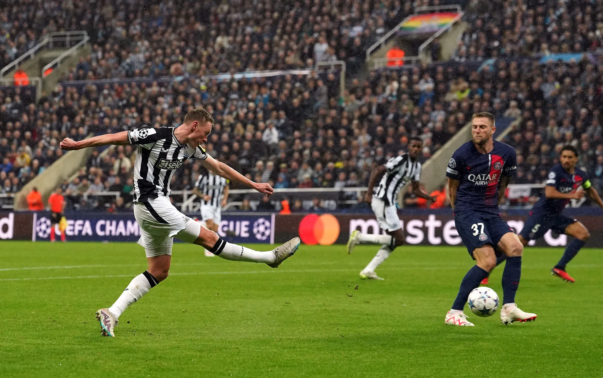 Revivez le naufrage du PSG face à Newcastle (4-1) - C1 - Gr. F ...