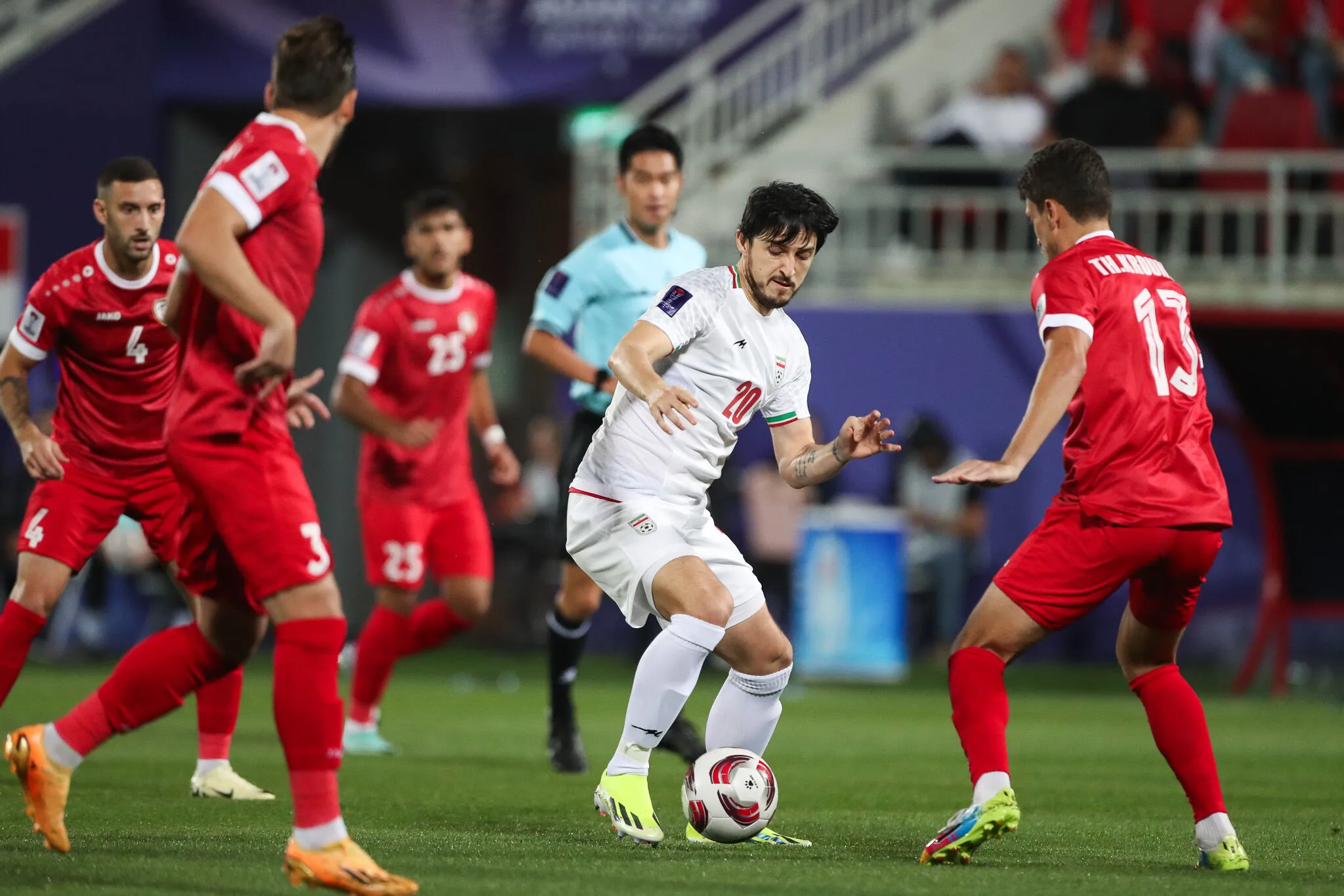 L’Iran tremble, mais franchit l’obstacle syrien - Coupe d'Asie - 8es ...