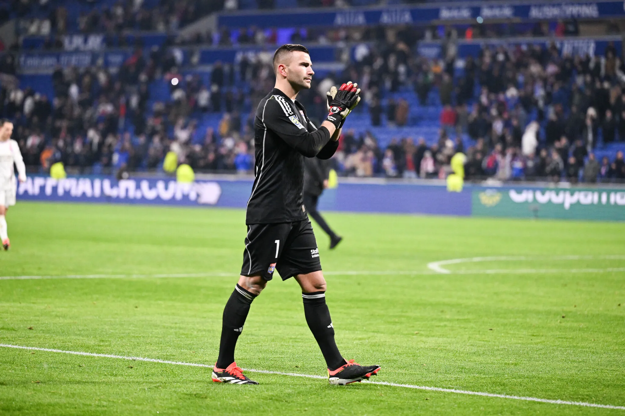 Qui sont les joueurs en activité les plus fidèles ? - International - Statistiques - SO FOOT.com