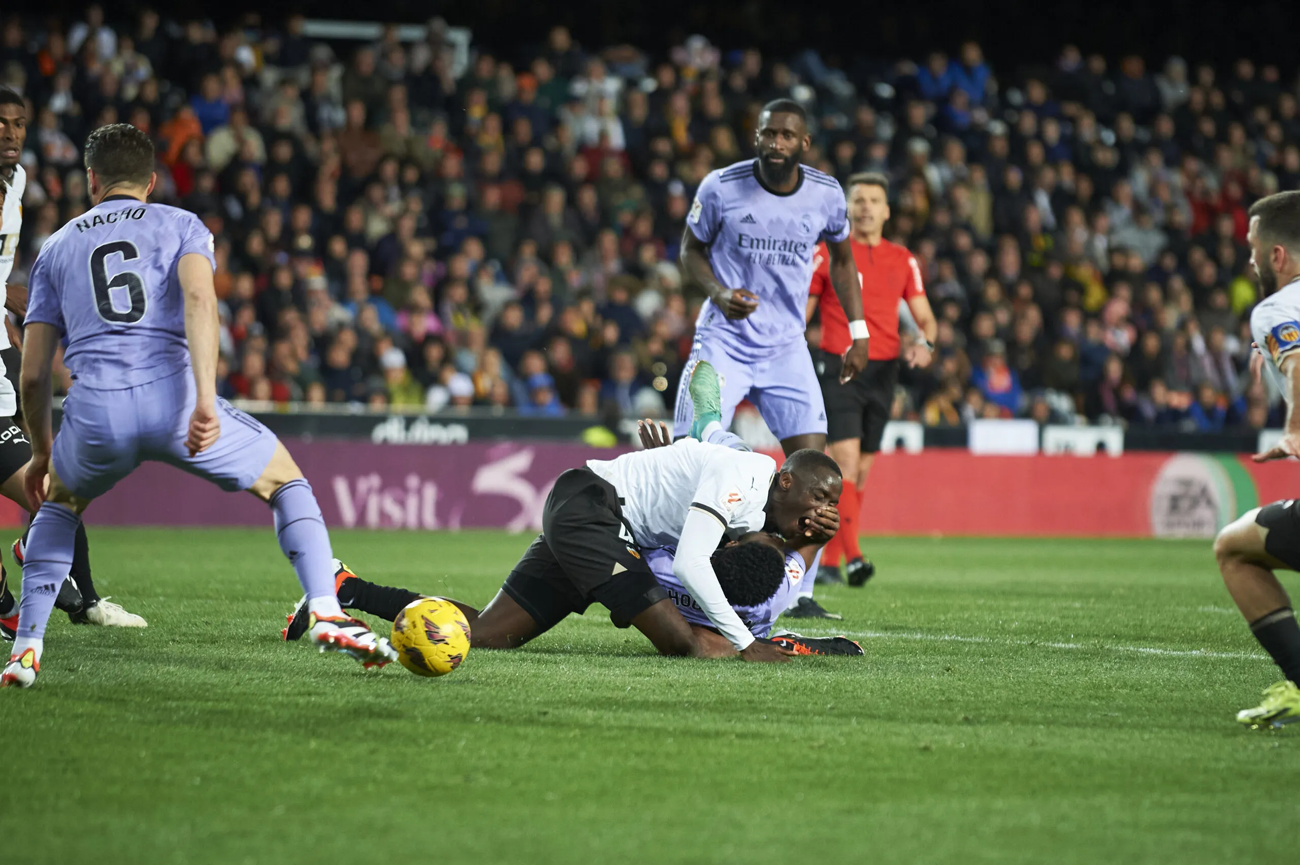 « Mouctar Diakhaby a la blessure la plus grave qu’un footballeur puisse ...