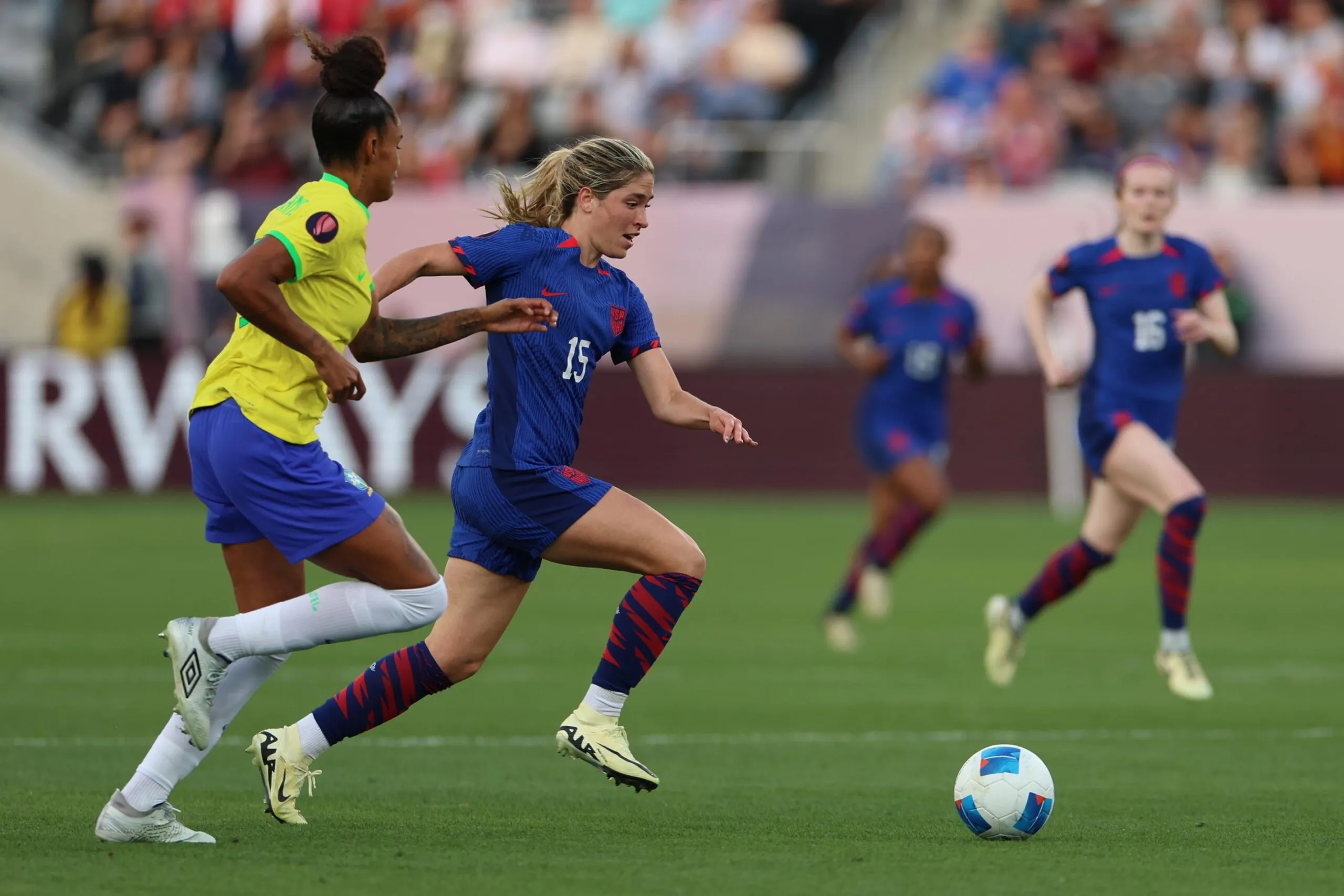 Alex Morgan et Lindsey Horan réagissent à la polémique Korbin Albert ...