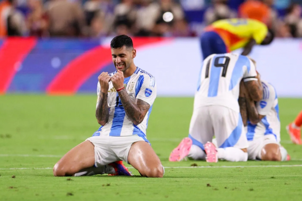 Lautaro Martínez offre la Copa América à l’Argentine - Copa América ...