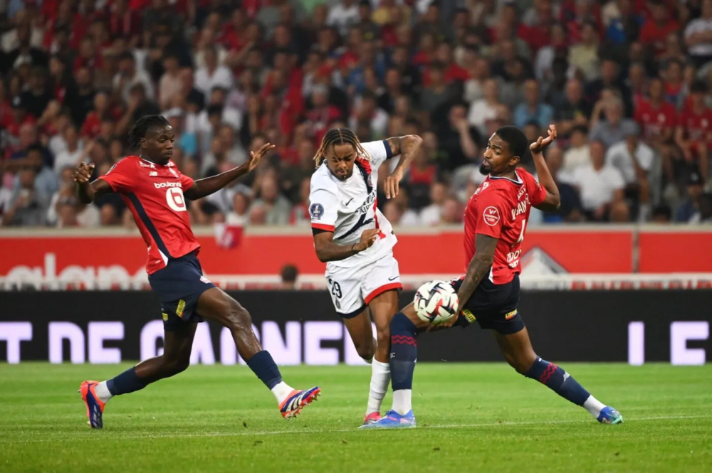 PSG-Lille : le bal des ambassadeurs - Ligue 1 - J24 - PSG-Lille - 1er ...