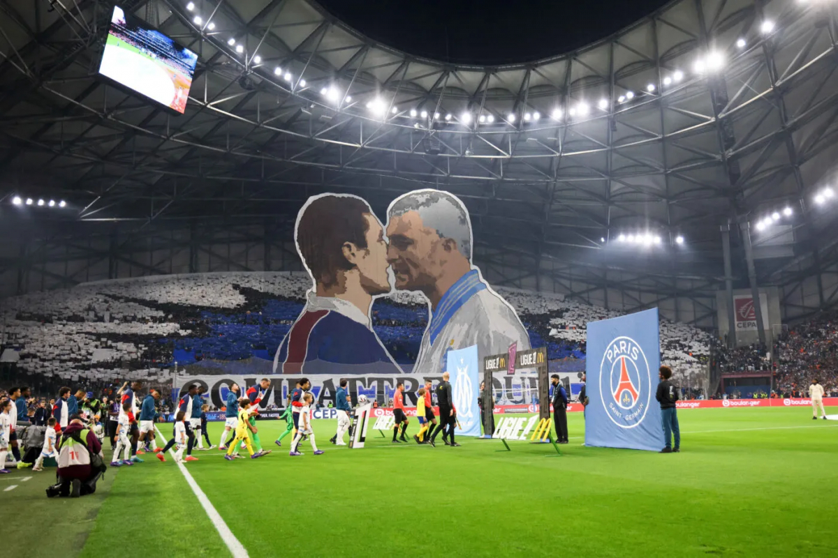 OM-PSG : les tifos marseillais, avec une référence historique - Ligue 1 ...