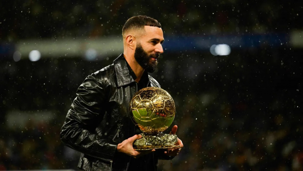 Karim Benzema voulait devenir Ballon d’or à 15 ans - France - Olympique ...