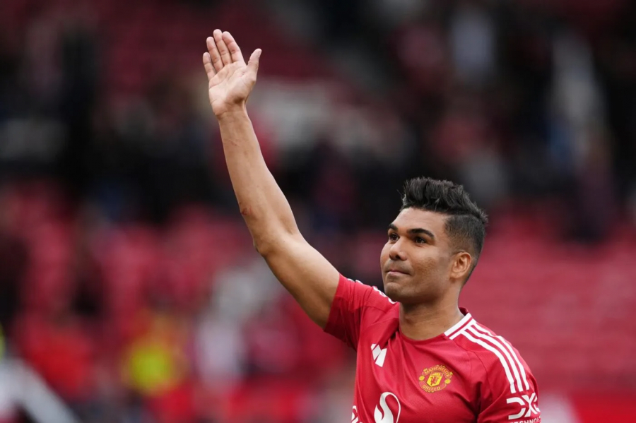 Manchester United annonce le départ d’un cadre - Angleterre ...