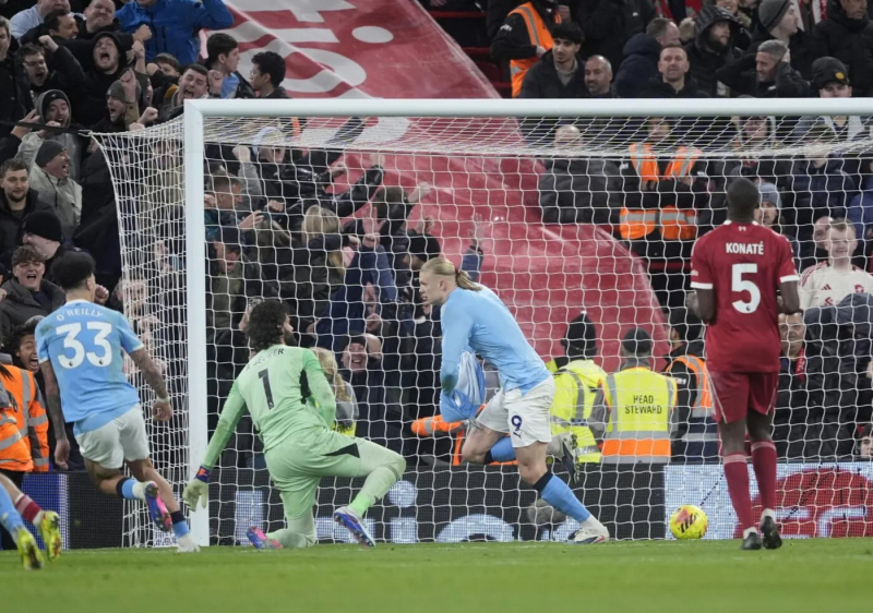 Manchester City renverse Liverpool au buzzer - Premier League - J25 ...
