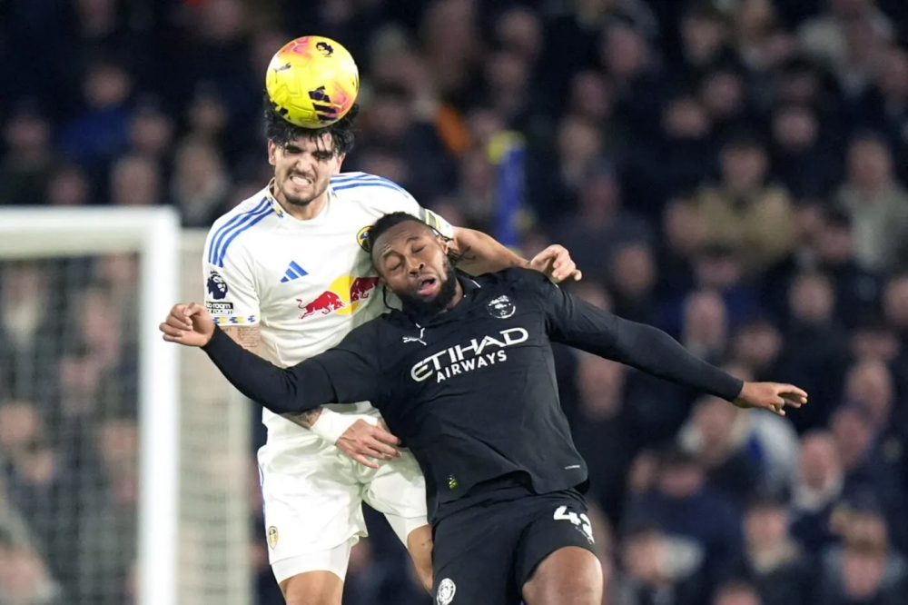 Les fans de Leeds ont hué la pause de rupture du jeûne du ramadan ...