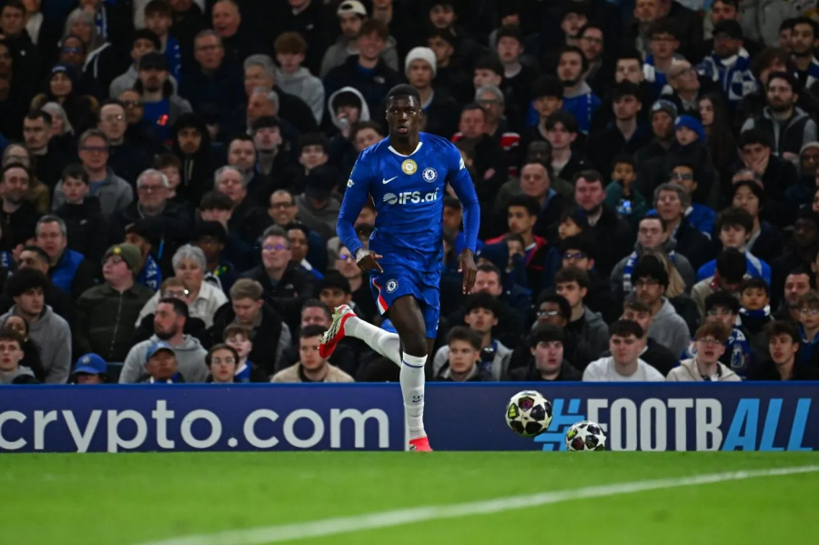 La soirée en enfer de Mamadou Sarr - C1 - 8es - Chelsea-PSG (0-3) - SO ...