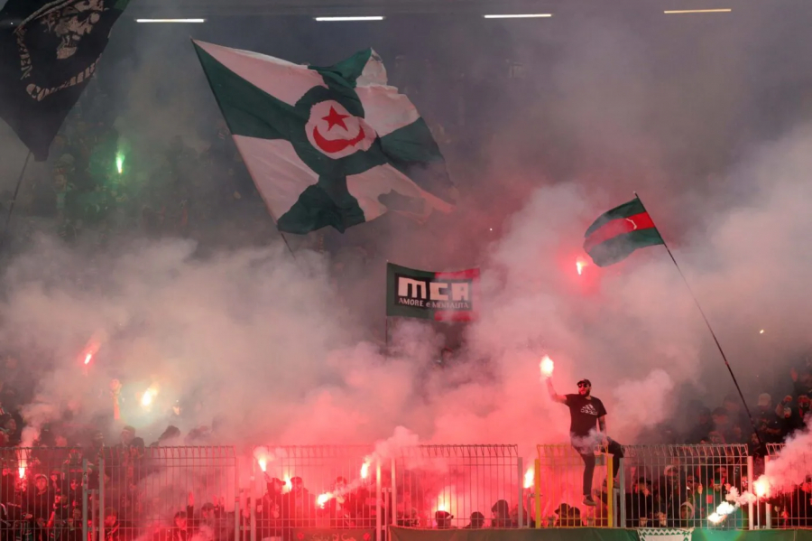 Les célébrations impressionnantes pour fêter le titre du MC Alger ...