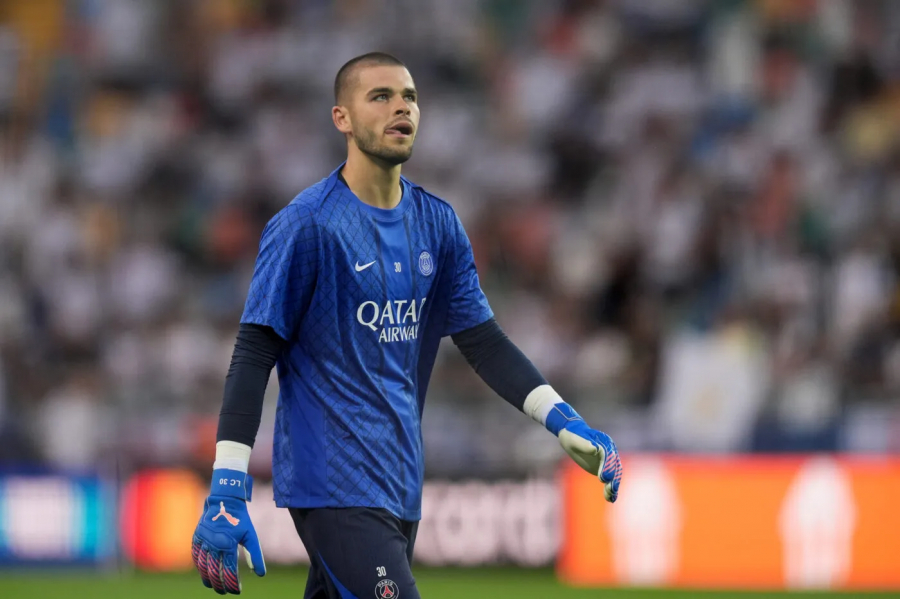 Lucas Chevalier, terrain glissant - Ligue 1 - J12 - OL-PSG (2-3) - 10 ...