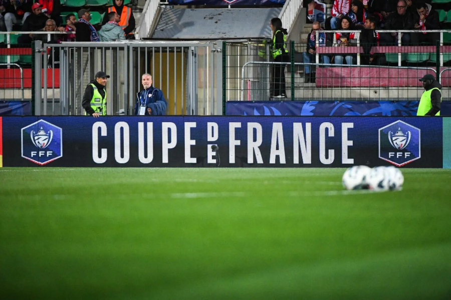 Une amende pour Évreux après son abandon en Coupe de France - Coupe de ...