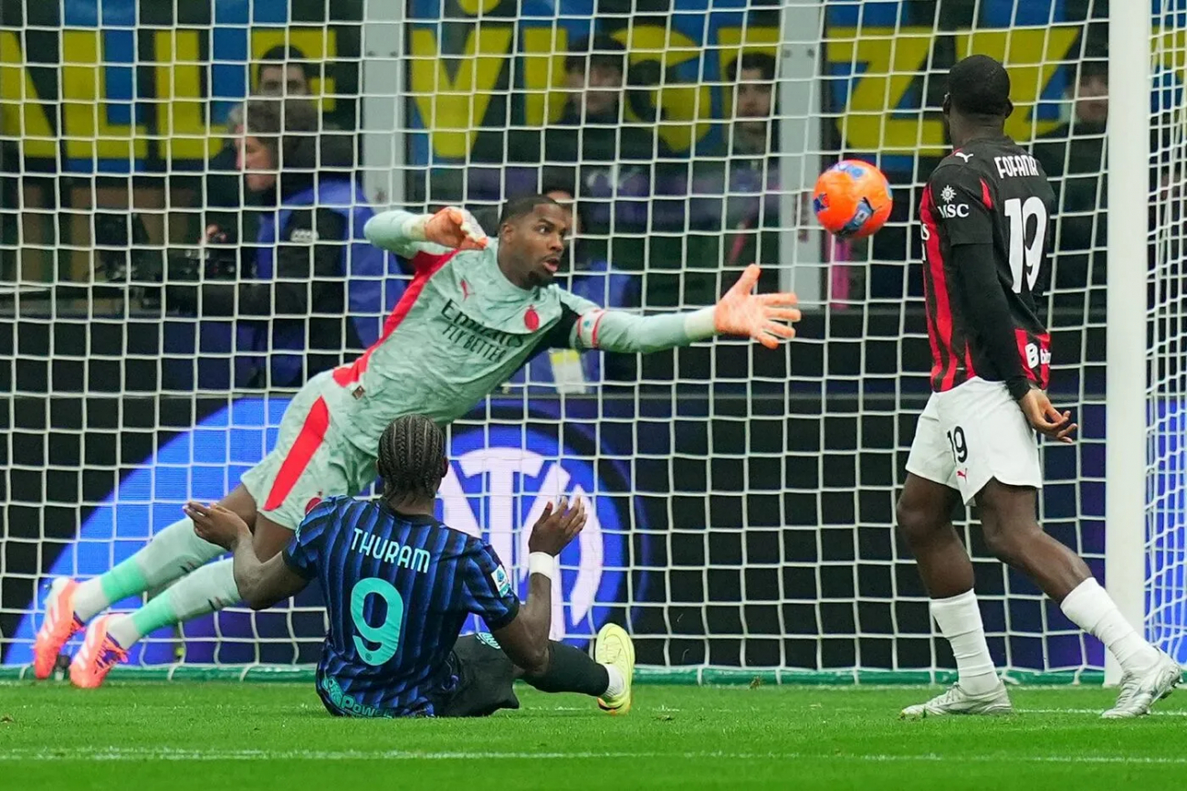 Mike Maignan bat l’Inter - Serie A - J12 - Inter-Milan (0-1) - 23 Nov ...