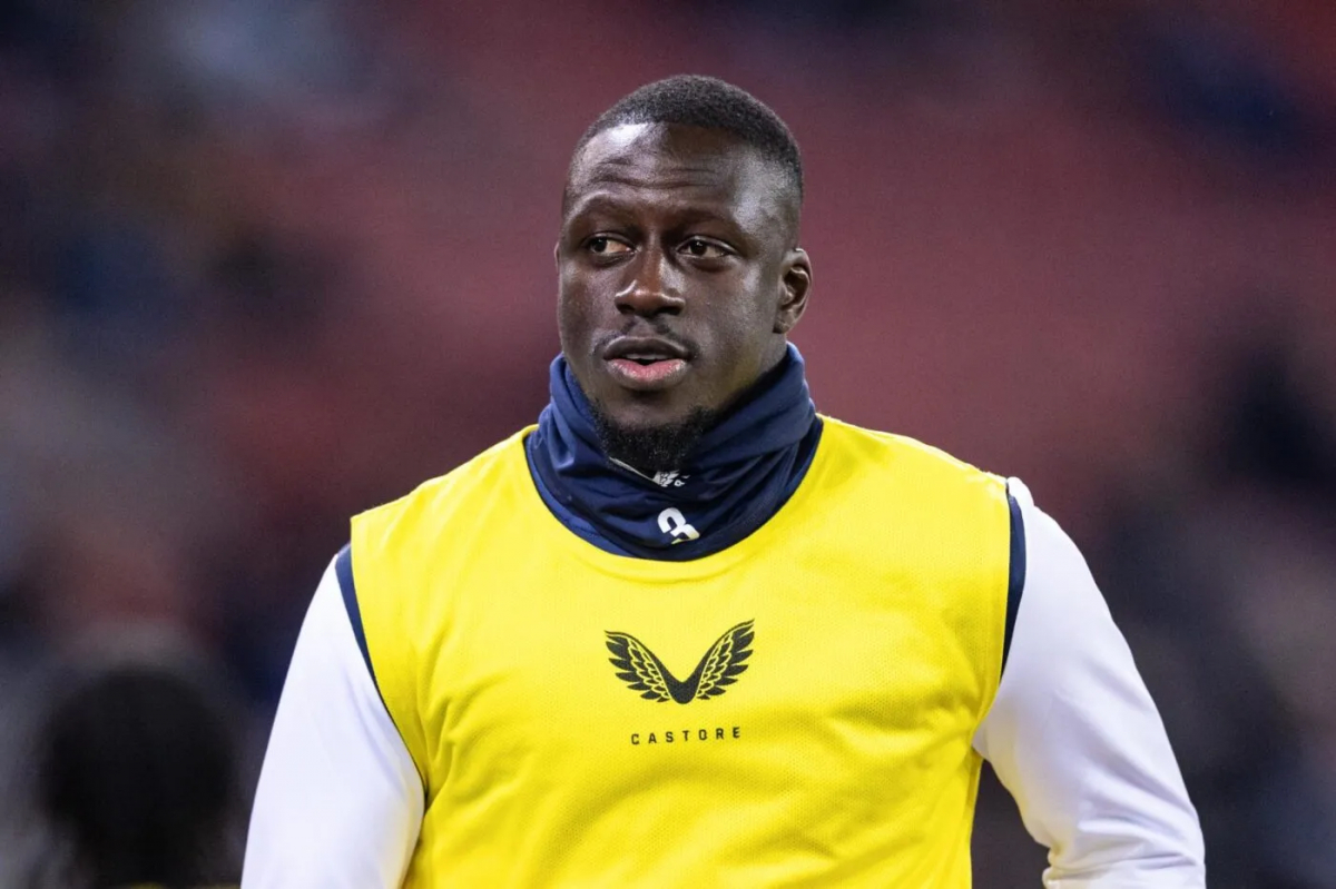 Benjamin Mendy sous le charme du foot polonais - Pologne - Pogoń ...