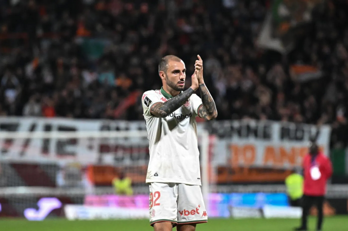 Jonathan Clauss dément avoir porté plainte - France - OGC Nice - 05 Déc ...