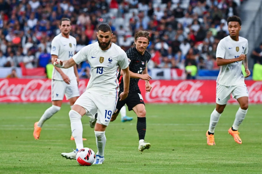 Un retour de Karim Benzema en équipe de France est-il vraiment possible ...
