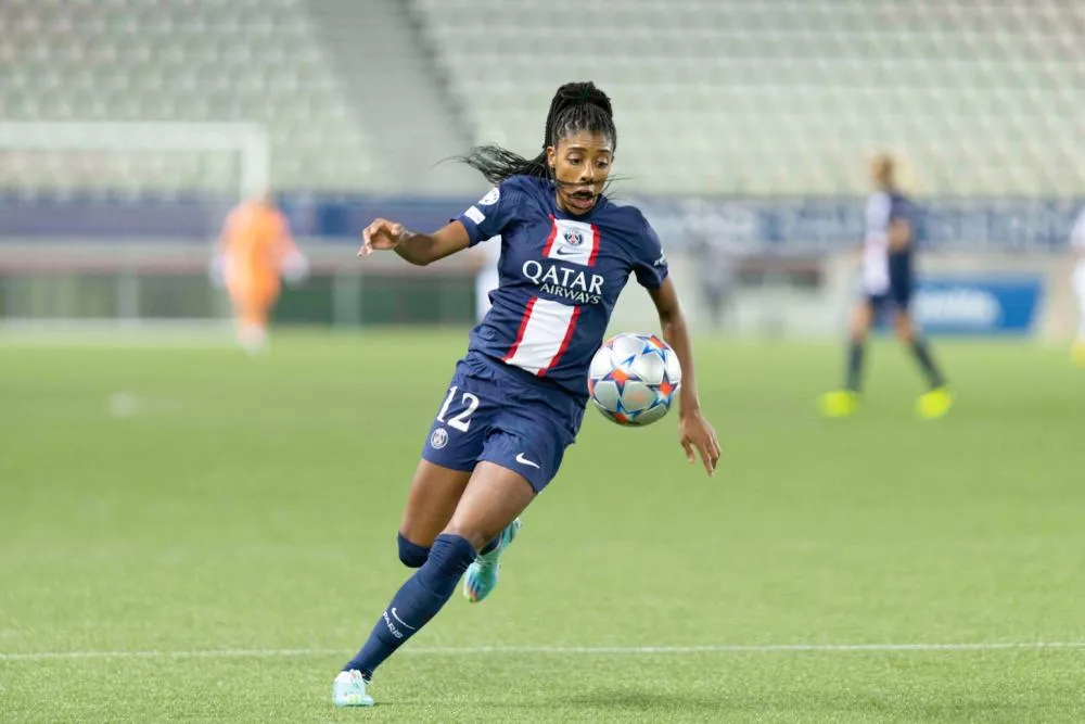 Aile de pigeon - Définition dans le Lexique du Foot - SO FOOT.com