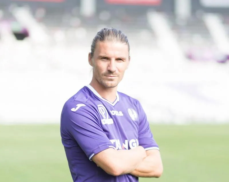 Yannick Cahuzac quitte Bastia pour Toulouse - France - Toulouse - 25 ...