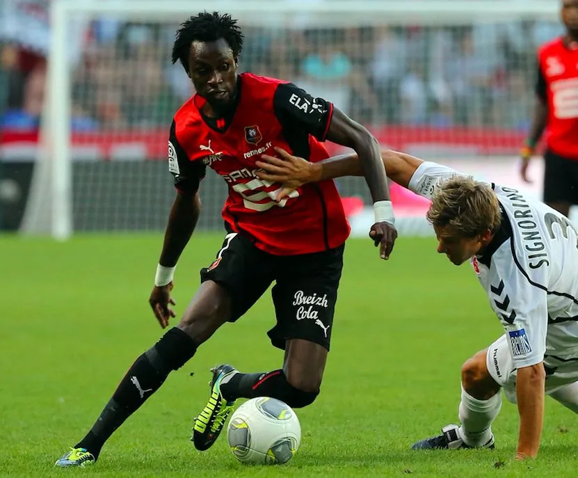 Pitroipa s’entraîne au Paris FC - France - Paris FC - 11 Oct. 2017 - SO ...