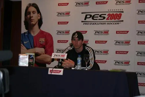 On était à la présentation de PES 2009, avec Lionel Messi - - 20 Nov ...